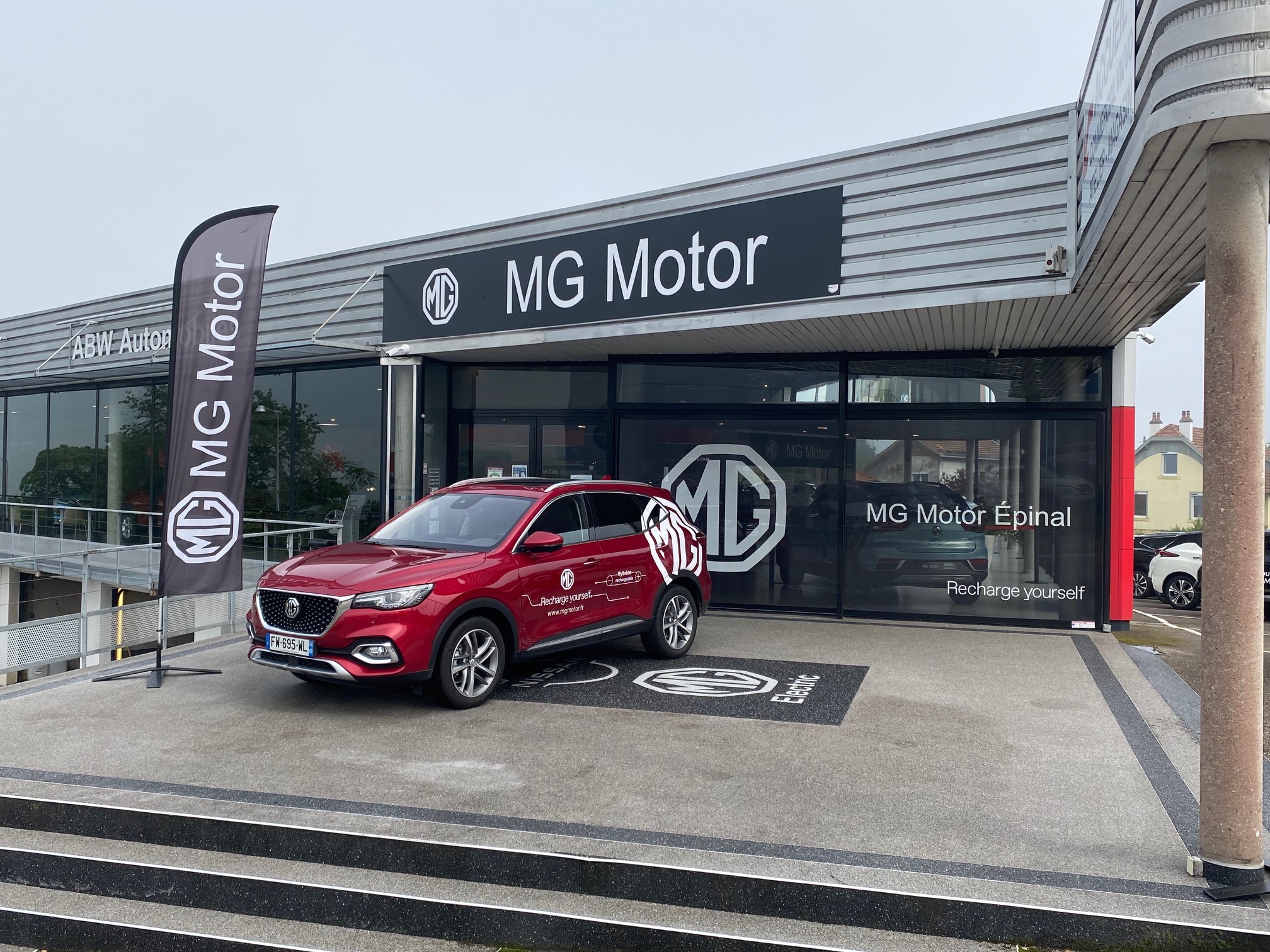 MG EH32欧洲首发，欧洲将成为上汽首个“10万辆级”海外市场_城事 _ 文汇网